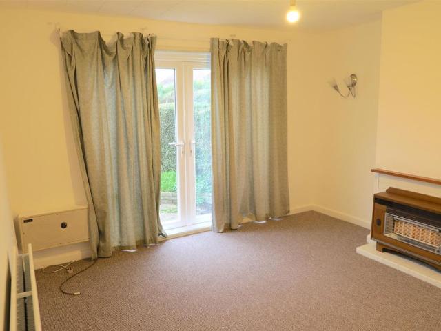 Vicarage Farm Road, Hounslow