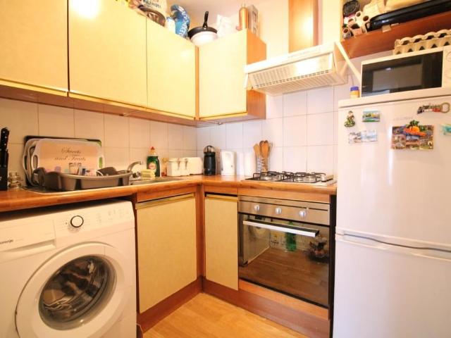 Vicarage Farm Road, Hounslow TW5, 1 bed flat to rent, £1,225 pcm | PrimeLocation