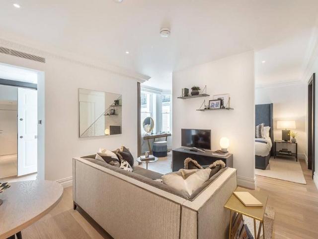 Vicarage Gate, Kensington, London 1 bed flat to rent £2,747 pcm £634 pw