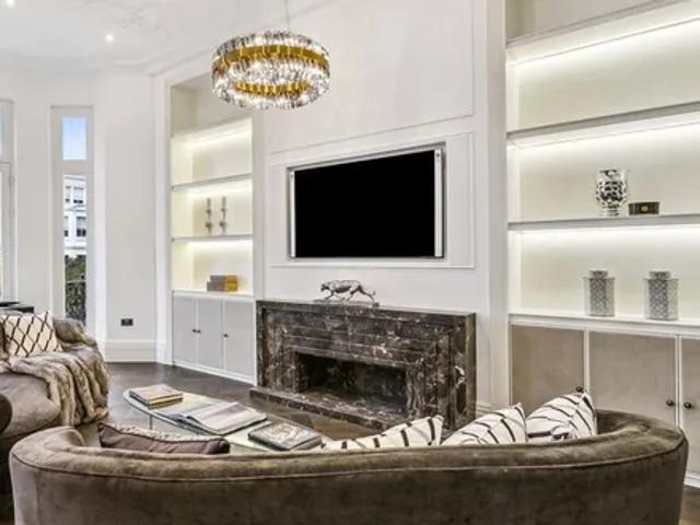 Vicarage Private Hotel, 10 Vicarage Gate, London, W8 4AG, United Kingdom | 2 bed apartment for rent #133647567 | Rentberry
