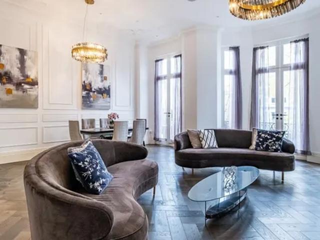Vicarage Private Hotel, 10 Vicarage Gate, London, W8 4AG, United Kingdom | 2 bed duplex for rent #167642160 | Rentberry