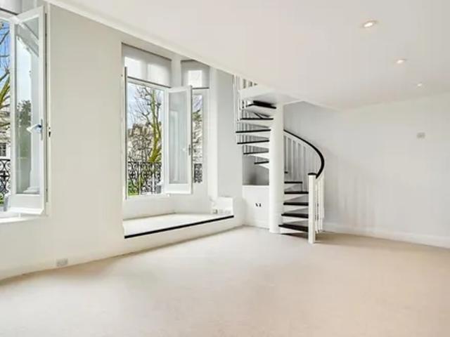 Vicarage Private Hotel, 10 Vicarage Gate, London, W8 4AG, United Kingdom | 2 bed house for rent #119603999 | Rentberry