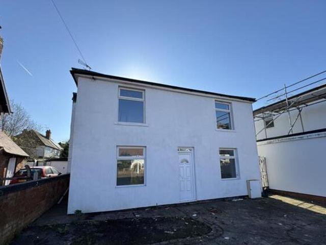 Vicarage Road, Kings Heath, 3 Bedroom Detached