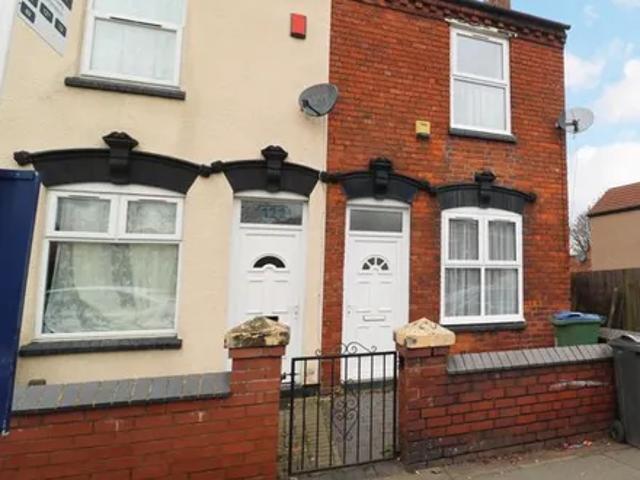 Vicarage Road, Rood End, B68 8JA, United Kingdom | 2 bed house for rent #166650036 | Rentberry