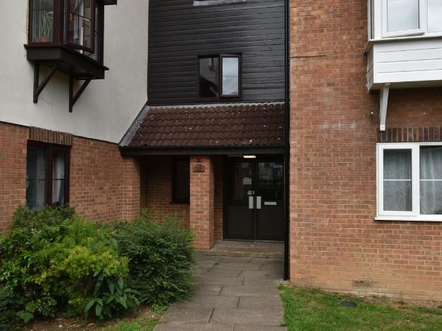 Vicars Bridge Close HA0, Studio to rent, £1,350 pcm | PrimeLocation
