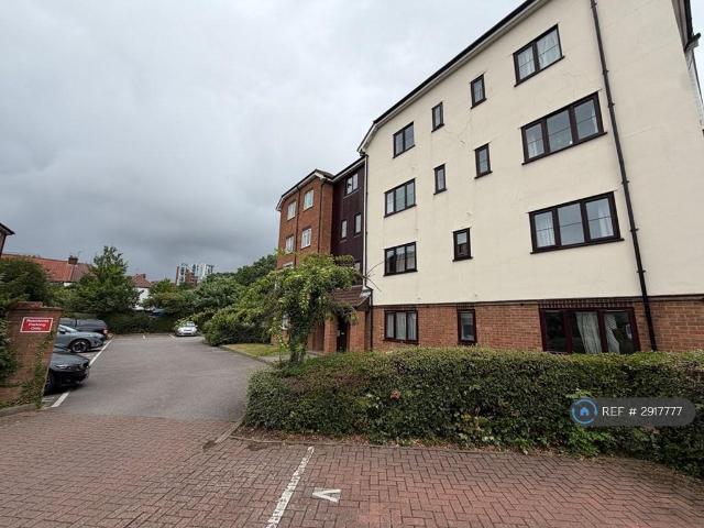 Vicars Bridge Close, Wembley, HA0 2 bed flat to rent £1,800 pcm £415 pw