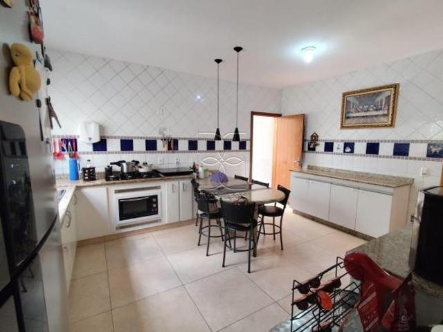 VICENTE PIRES RUA 5 | CASA 400M² | 4 QUARTOS 3 SUÍTES | ÁREA DE LAZER