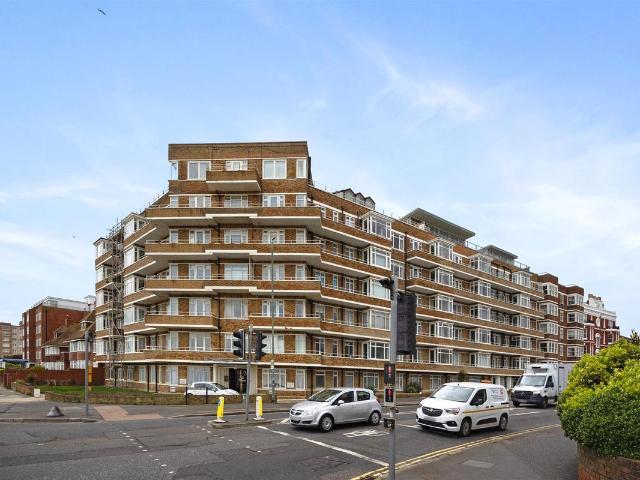 Viceroy Lodge, Kingsway, Hove BN3, Studio to rent, £1,350 pcm | PrimeLocation