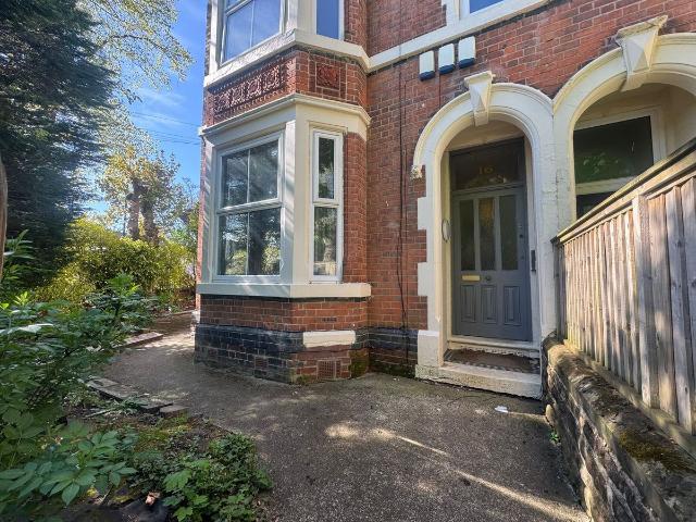 Vickers Street, Nottingham NG3, 2 bed flat to rent, £995 pcm | PrimeLocation