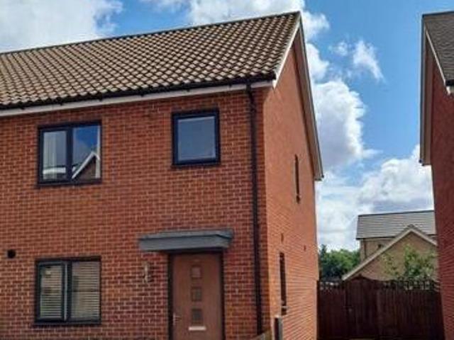 Vickers Way, Cambourne, 3 Bedroom Semi detached