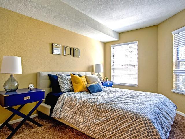 Vicksburg Village 2 Bedroom Apartment for Rent at 15730 Rockford Rd, Plymouth, MN 55446 Plymouth Wayzata