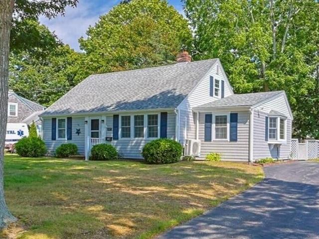 Vidal Ave, Teaticket, Home For Sale
