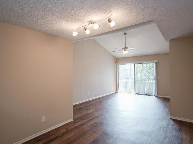 View At Mandarin 1 Bedroom Apartment for Rent at 4263 Losco Rd, Jacksonville, FL 32257 Mandarin Station Losco