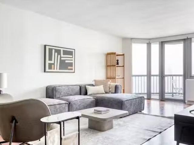 View 34, 401 E 34th St, Murray Hill 3 Bedroom 2 Bath