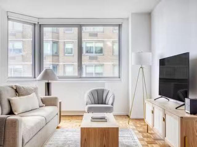 View 34, 401 E 34th St, Murray Hill 1 Bedroom 1 Bath