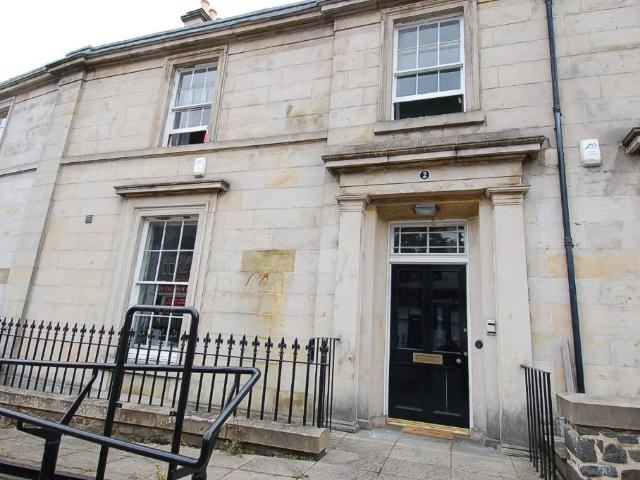 Viewfield Street, Stirling, FK8 5 bed semi detached house to rent £3,250 pcm £750 pw