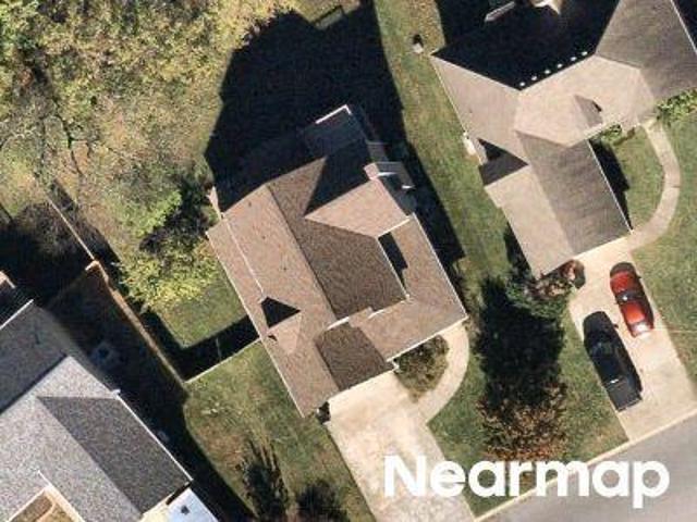 Viewmont Dr