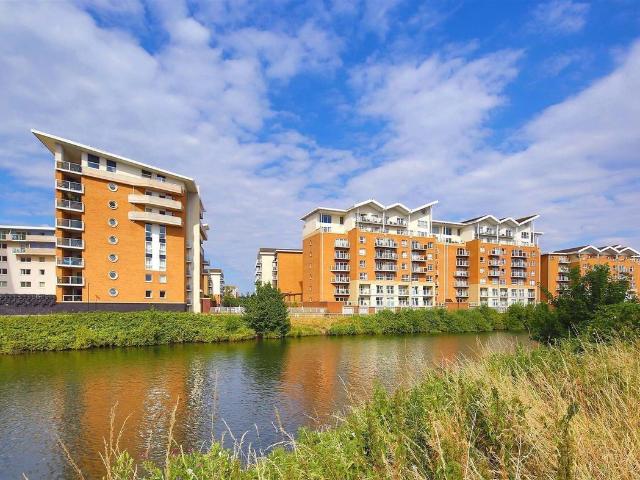 Vienna House, Penstone Court CF10, 2 bed flat to rent, £1,200 pcm | PrimeLocation