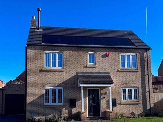 Viking Drive, Gainsborough, 3 Bedroom Detached