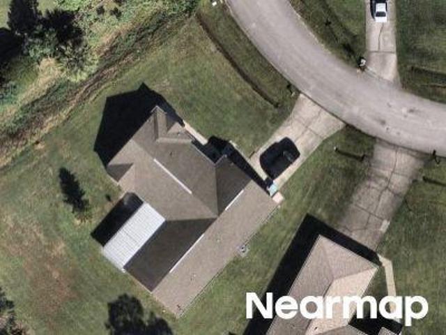 Viking St NE