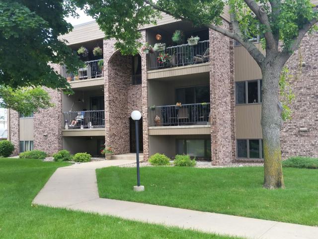 Viking Villas Apartments with Classic Brick Charm & Convenient Living