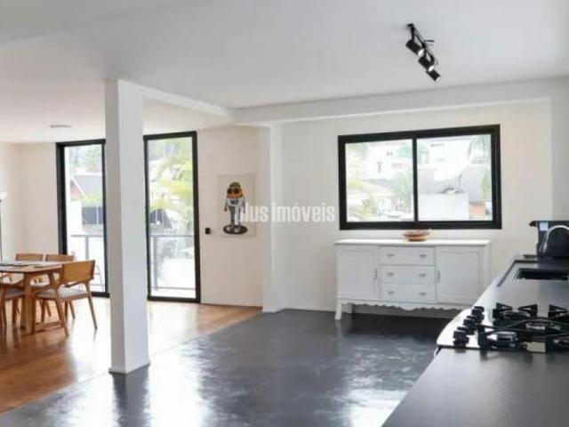 Vila Madalena! Casa de Arquitetura Premiada! Reformada!
