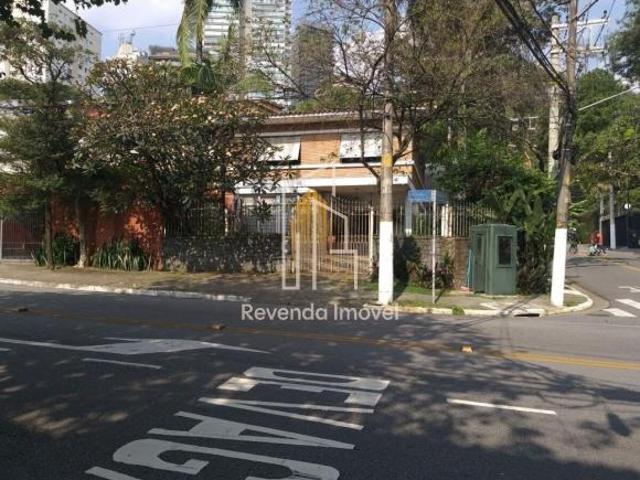 Vila Madalena Sobrado Comercial de 174m² com 3 dormitórios, 1 suíte e 3 vagas