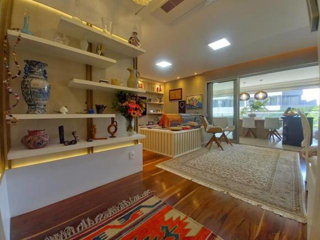 VILA MADALENA 149m² / 3 SUÍTES / TERRAÇO GOURMET / AR COND. / 2 VAGAS / LAZER!