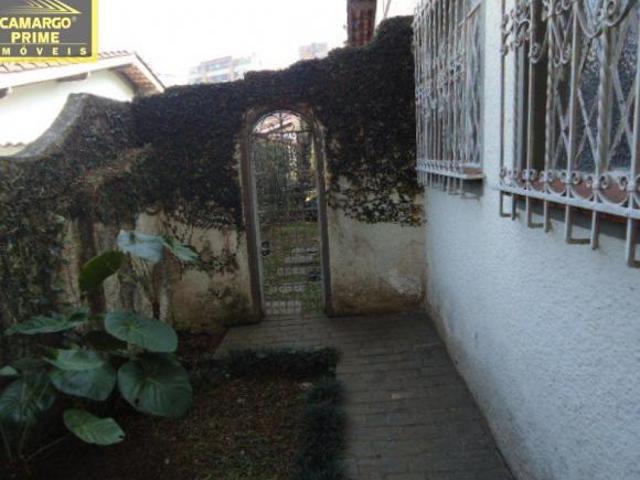 VILA MADALENA. 500 M2.TÉRREA