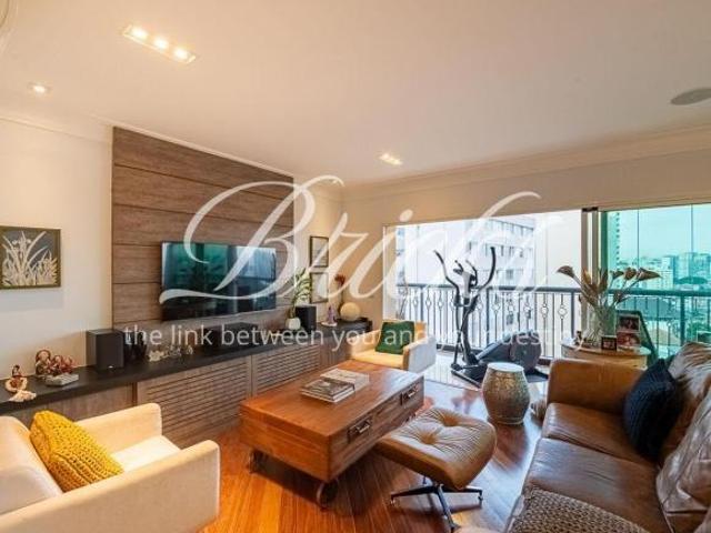 Vila Mariana 156 m², 3 dormitórios, 3 suites, 3 vagas ao lado do Parque Ibirapuera