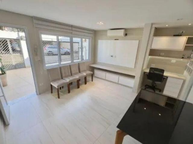 Vila Mariana – Casa Sobrado Residencial de 120m² com 3 Dormitórios, 2 Suítes e 2 Vagas de Garagem