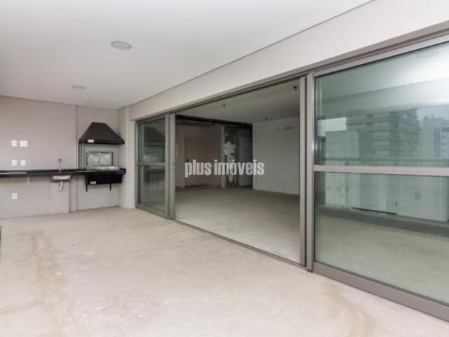 Vila Mariana! Novo! Varanda Gourmet! Próximo ao Ibirapuera!