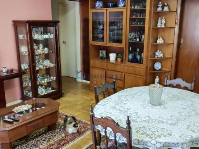 Vila Nova Conceição | 3 Dormitórios | 1 Suíte | 1 Vaga | 94 m²