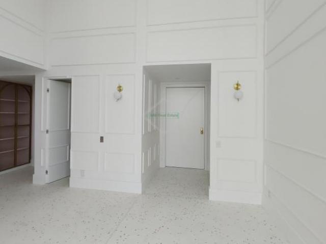 Vila Nova Conceição 151m² 2 dorm.3wc 3 vaga mobiliado deposito