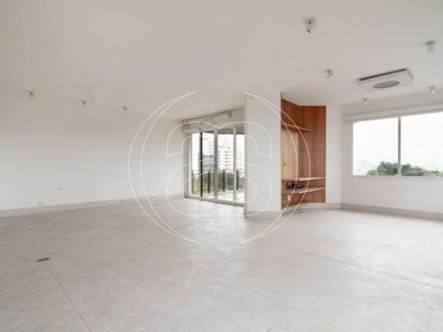 VILA NOVA CONCEIÇÃO! 260m² ÚTEIS! LINDA VISTA PARA O VERDE! RARIDADE