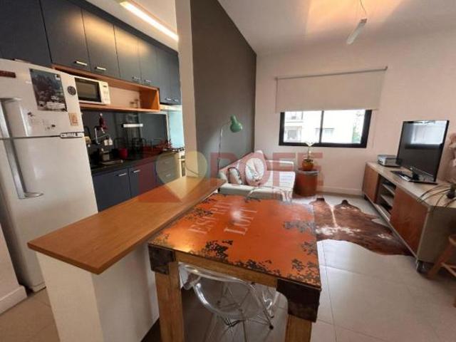 Vila Nova Conceição 38 m² mobiliado, reforma contemporânea e 1 vaga