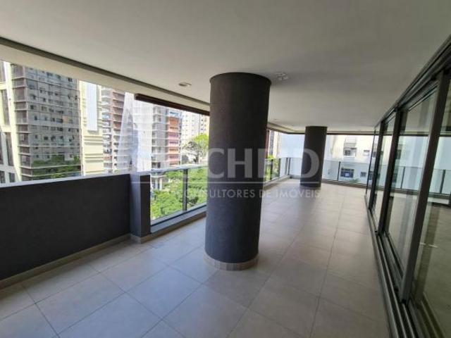 VILA NOVA CONCEIÇÃO APARTAMENTO 251 M², 3 SUÍTES, 4 VAGAS E DEPÓSITO PRIVATIVO