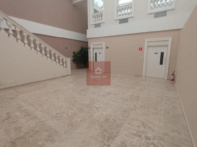 Vila Nova Conceição, Prédio Comercial com 26 salas, 11 banheiros, 2 copas, depósito