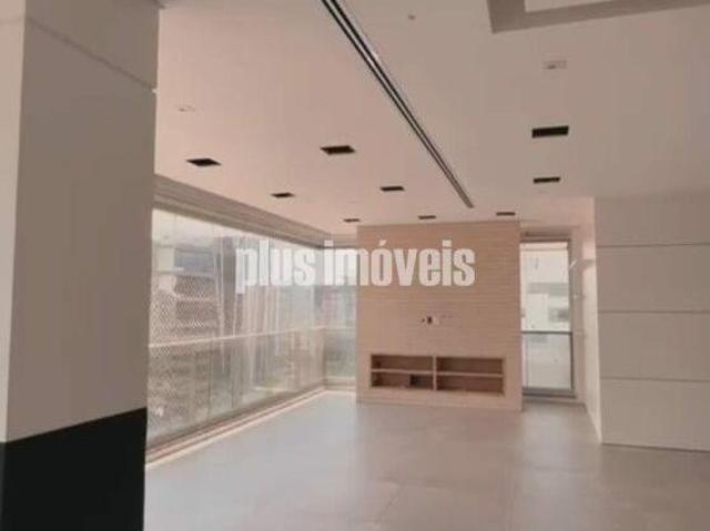 Vila Nova Conceição! Prédio de 6 anos! Oportunidade! Andar Alto!