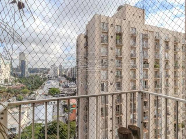 Vila Olímpia | Apartamento em edifício com lazer completo, inclusive quadra de tênis!