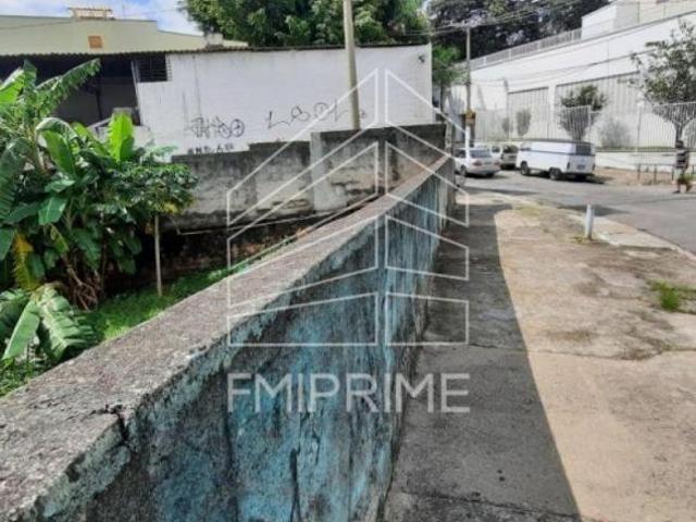 Vila Anglo Brasileira Terreno de esquina a venda 400 m2