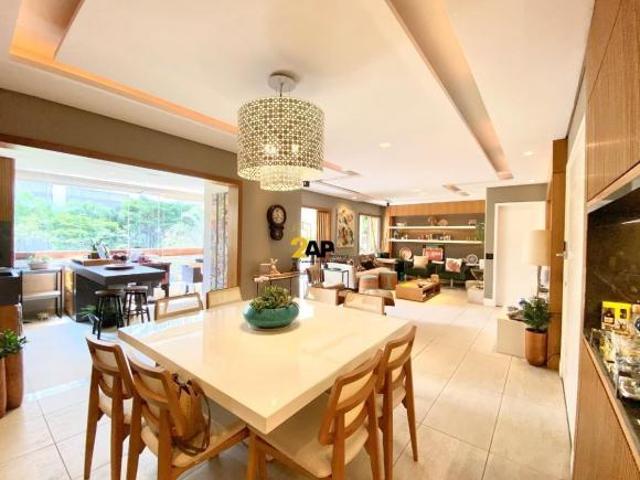 Vila Andrade, São Paulo SP: Apartamento de Luxo com 3 Quartos, 3 Suítes e 3 Vagas de Garagem, Imperd