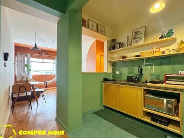 Vila Buarque | 55m² | 2 Dormitórios | Cozinha Americana | Reformado