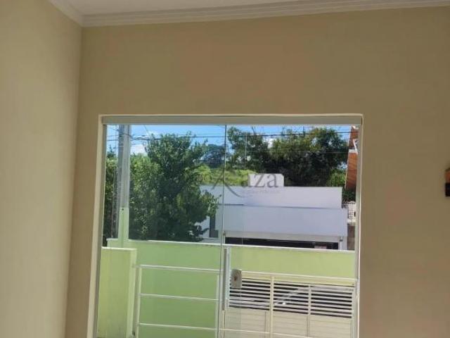 Vila Branca Casa 2 Dormitórios 175m²