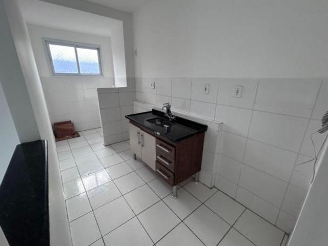 Vila Caiçara: 2 Dormitórios com Sacada e Opção de Parcelamento Dire