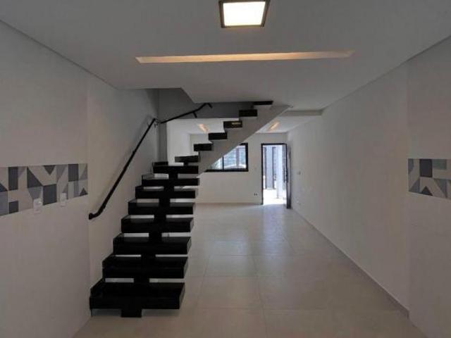 Vila Caiçara: Sobrado 3 Dorms 108m² c/ Piscina