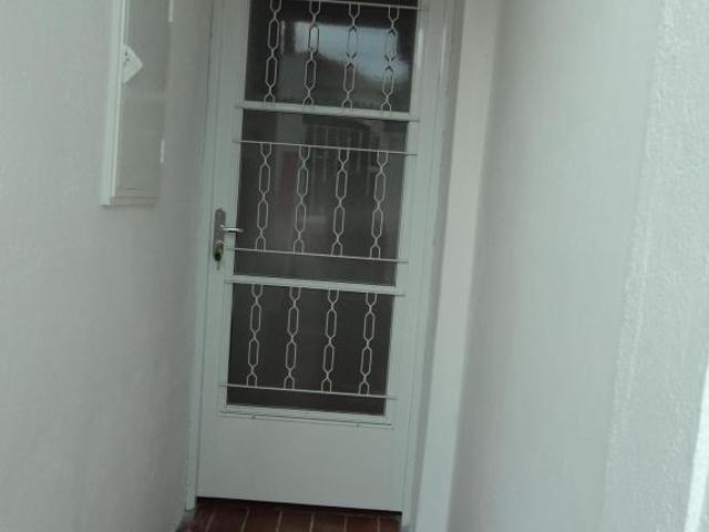Vila Guarani Casa com 01 dormitório Venda