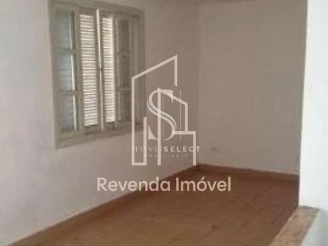 VILA LEOPOLDINA CASA ASSOBRADADA DE 120m² COM 3 QUARTOS, 2 BANHEIROS E 2 VAGAS Á VENDA