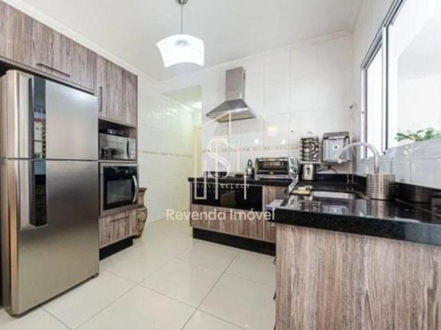 Vila Pompéia Sobrado de 156m², com 4 dormitórios/3 suites, 4 banheiros e 2 vagas