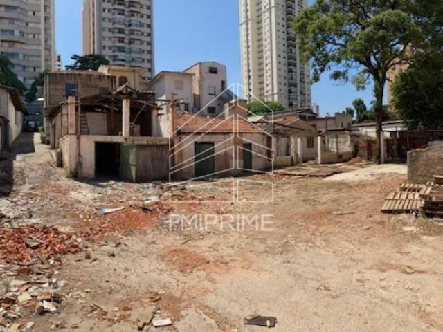Vila Pompeia terreno em ótima localização